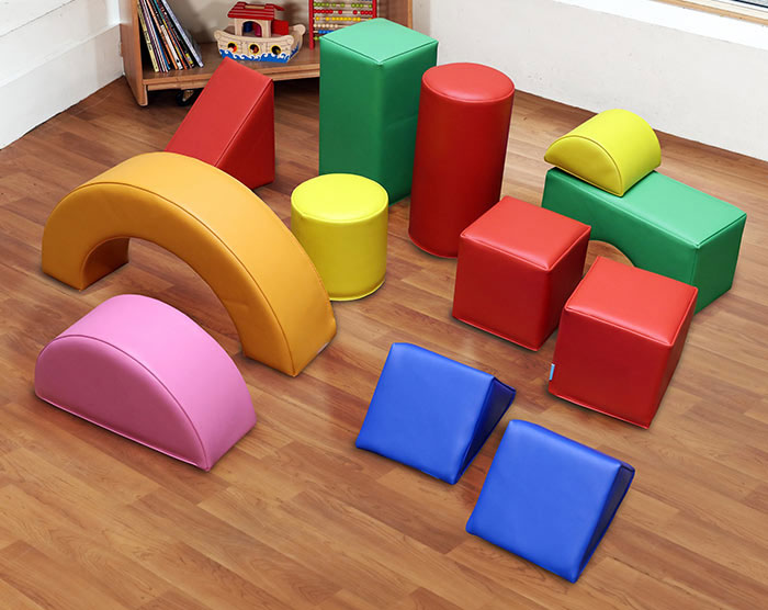 e4e - Softplay Build-a-Set and Holdall