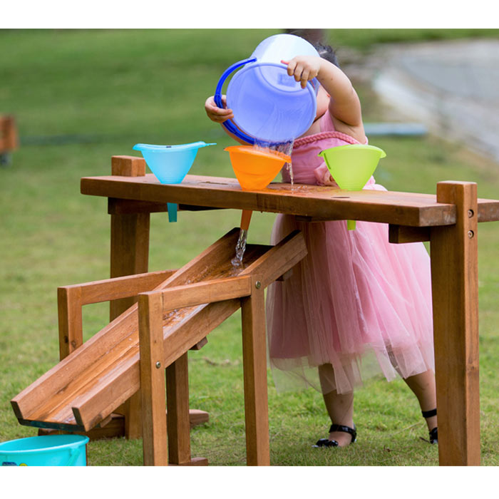 e4e - Outdoor Rack for Funnels and Slide - Includes 3 Buckets and Funnels